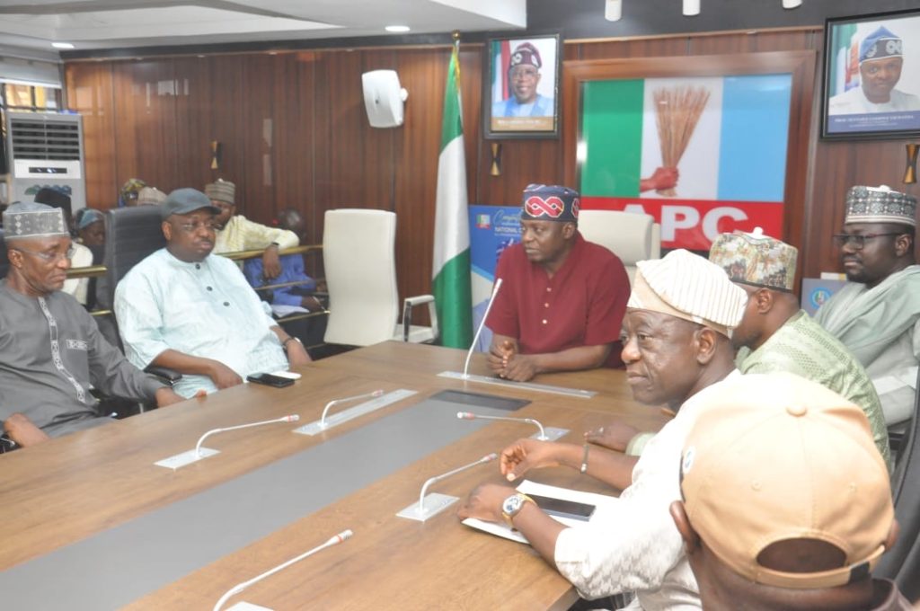 Ex-FCT Senator Philip Aduda officially joins APC - Ameh News